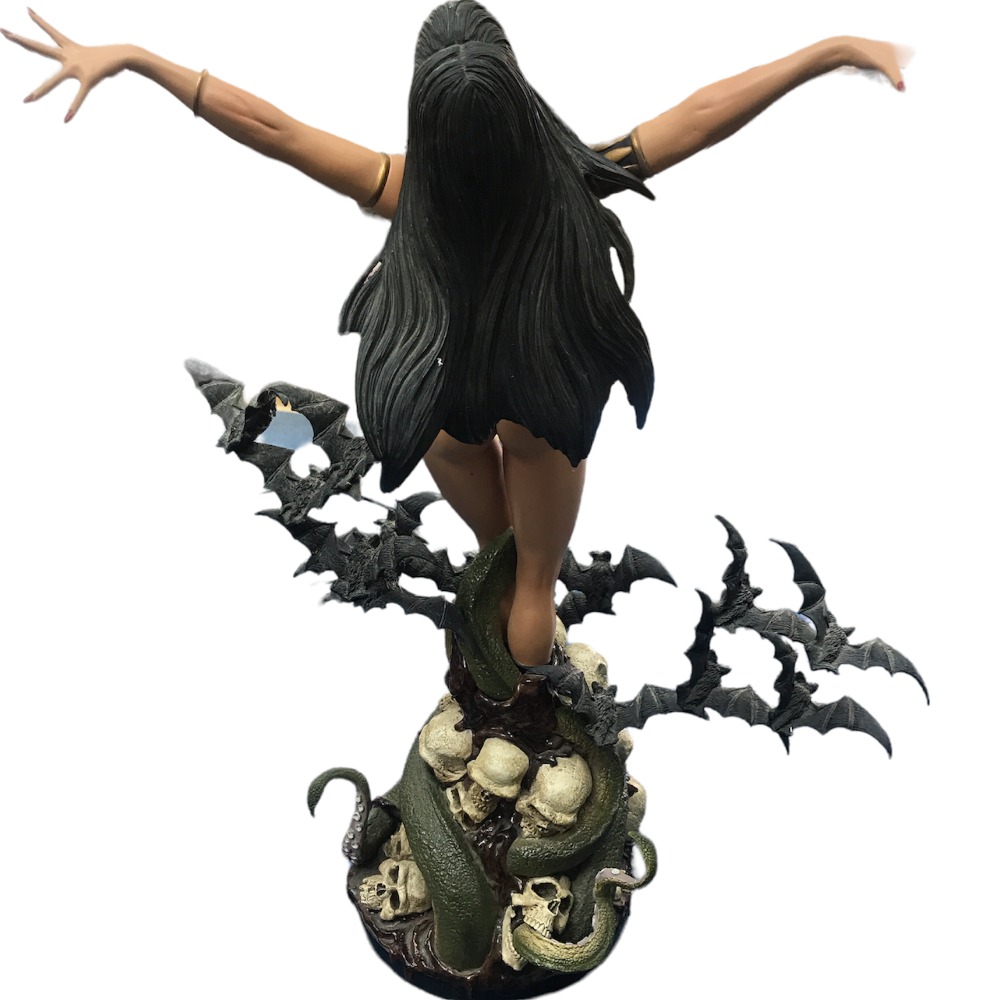 Pre-owned SIDESHOW COLLECTIBLES Vampirella Comiquette Statue Sideshow ...